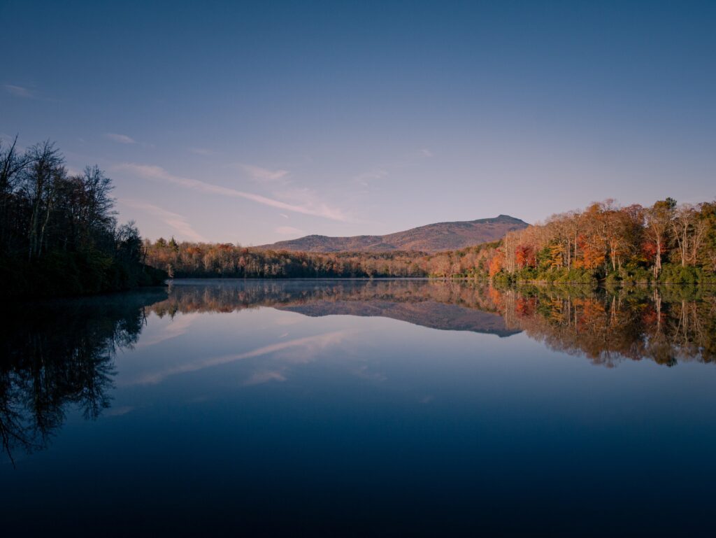 Best Time to Visit Smith Mountain Lake, VA (By Season) | Lake.com