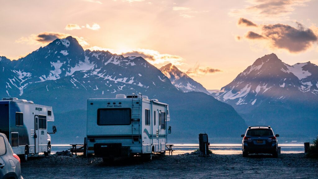 Long Term RV Rental Guide: Costs, Benefits & Insider Tips - Lake.com