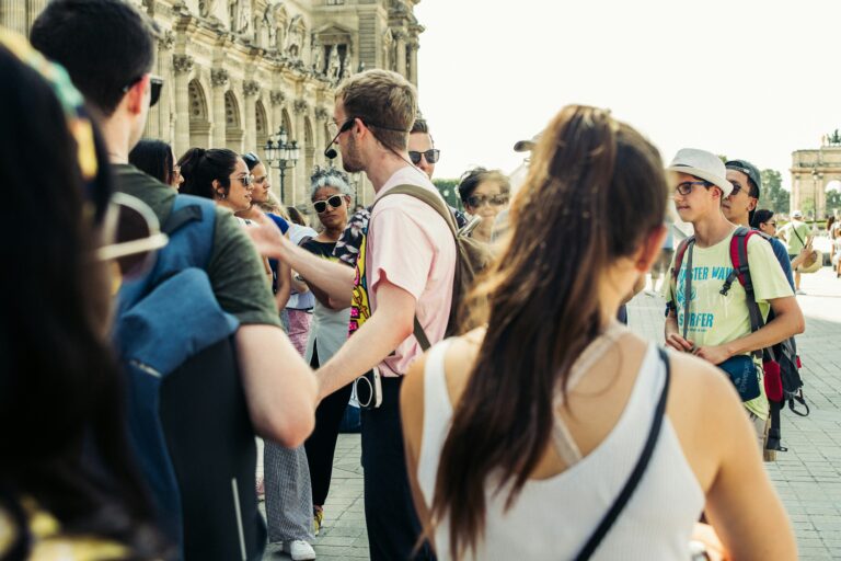 Tour Guide Jokes: Hilarious Quips to Keep Travelers Chuckling - Lake.com