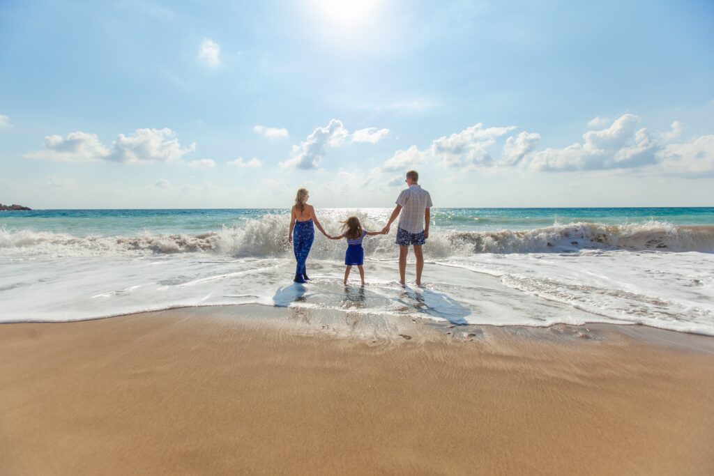 Family Weekend Getaways: Unforgettable Spots for Quality Time - Lake.com