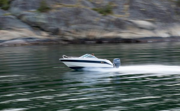 Powerboats 101: The Ultimate Guide to Speed and Thrills on The Water ...