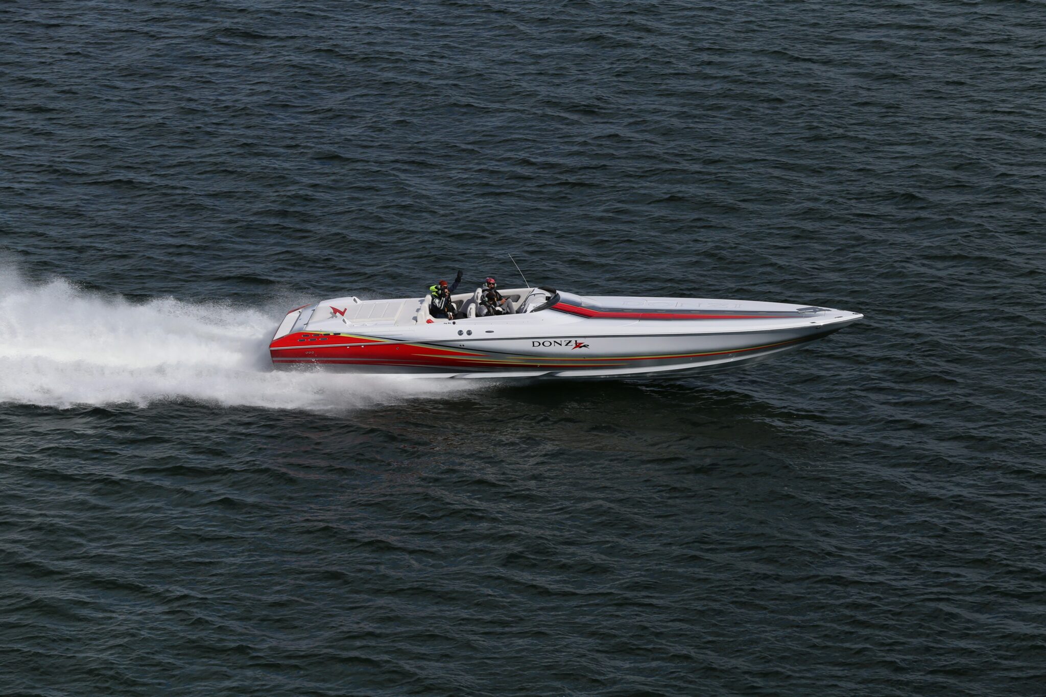 Powerboats 101: The Ultimate Guide to Speed and Thrills on The Water ...