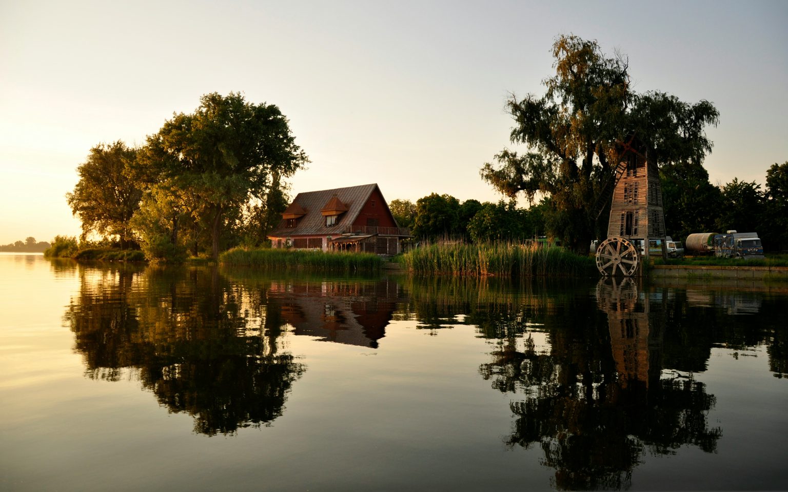 Themed Lake House Designs: Your Ultimate Room-by-Room Inspiration Guide ...