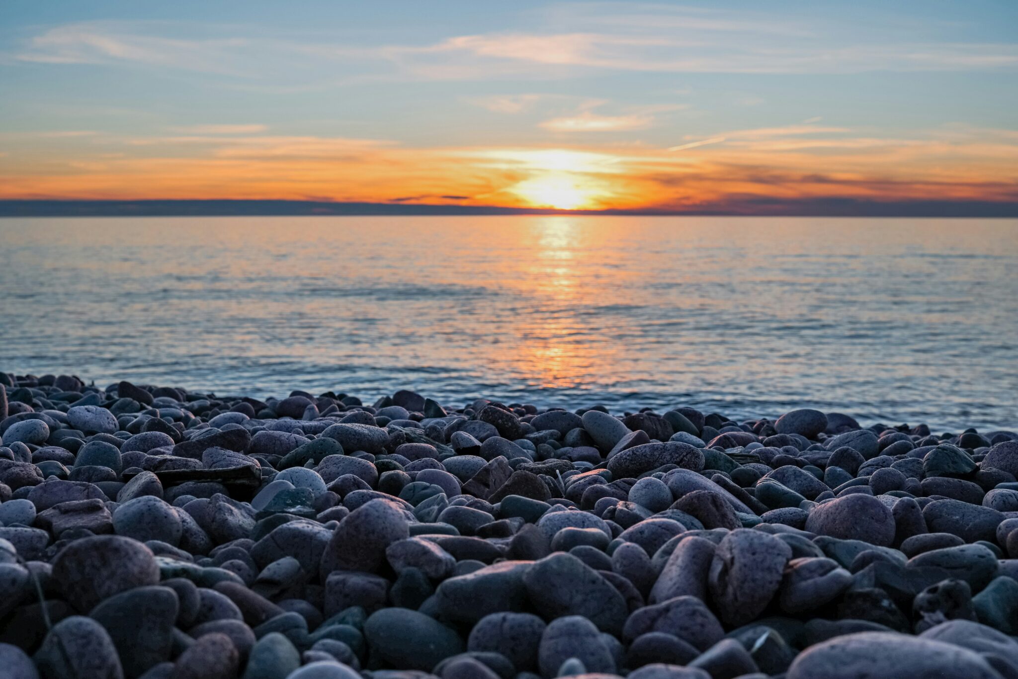 7 Different Types of Shorelines When Booking a Cottage