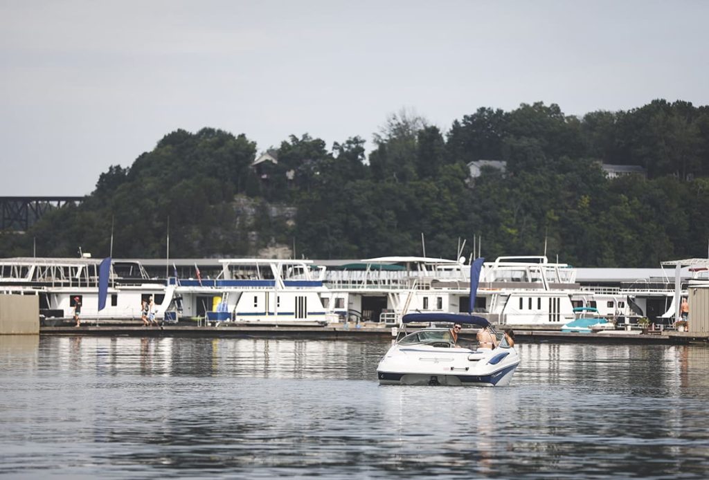 Safe Harbor Burnside on Lake Cumberland | Slips, Fuel, Rentals | Lake.com