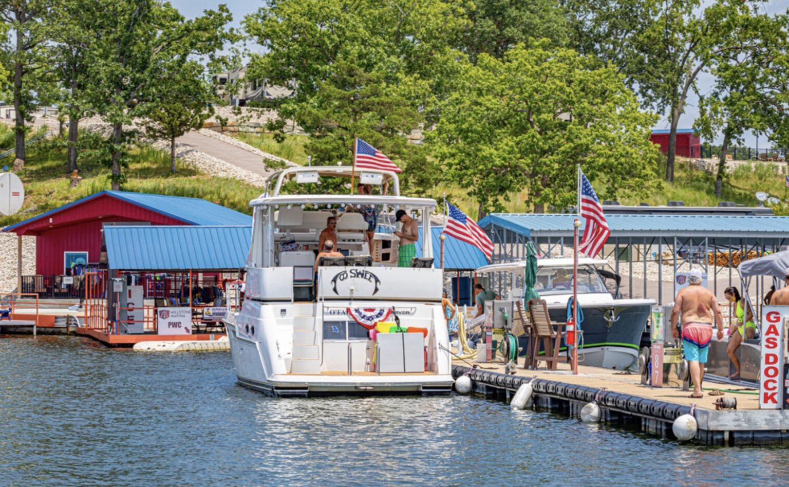 MarineMax Port Arrowhead, Ozark Marina Open Now | Lake.com