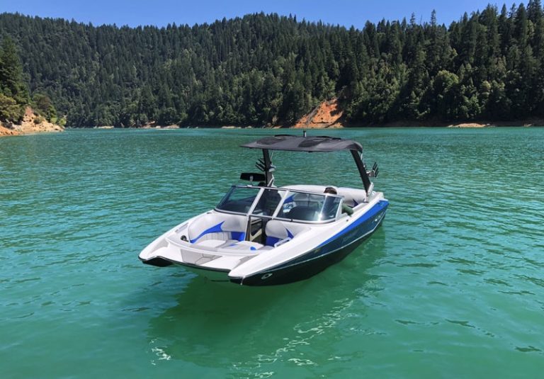 Emerald Cove Marina, Bullards Bar Reservoir, Boat Slips, Fuel ...