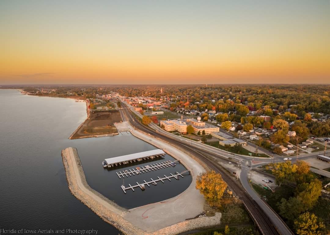 Fort Madison Marina & Turnwater Bar | Mississippi River | Slips & Fuel ...