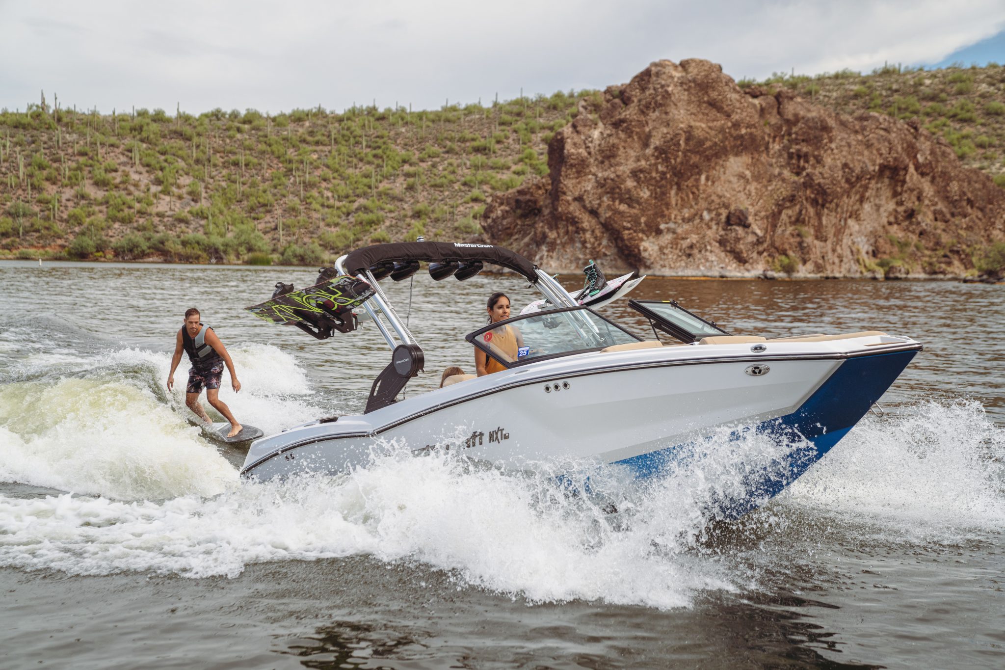 Canyon Lake Marina, Apache Junction, AZ - Boat Rentals, Slips, Fuel ...